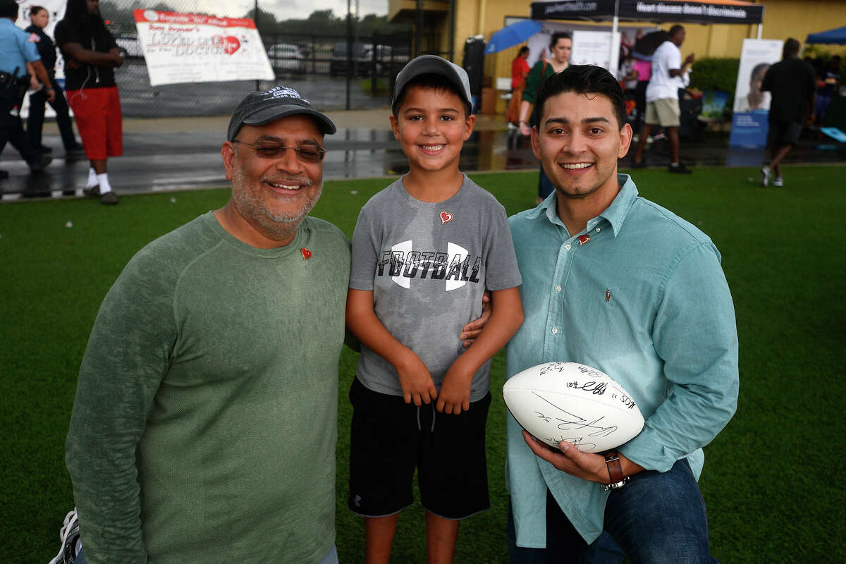 Starpower, rain highlight Port Arthur native's charity event