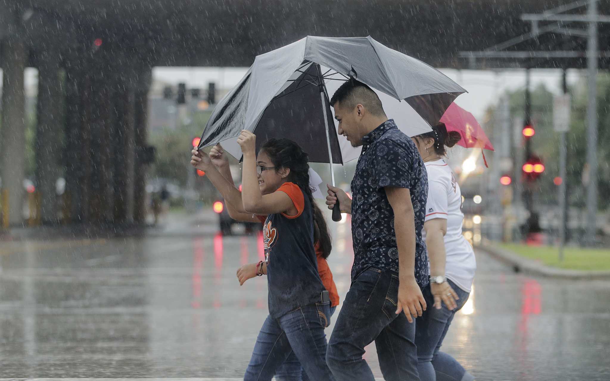 Houston heavy rainfall may continue through until Tuesday, says ...