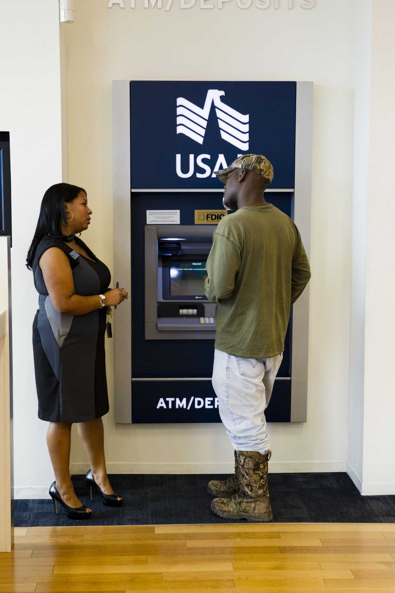 Readers name USAA best bank in S.A.