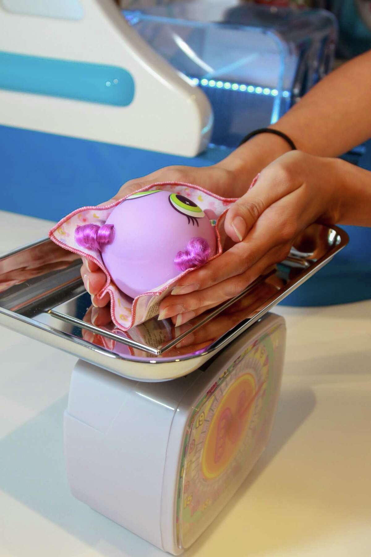 Distroller World introduces Neonate Babies to Houston