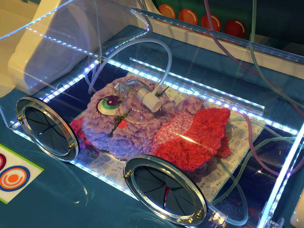 Distroller World introduces Neonate Babies to Houston