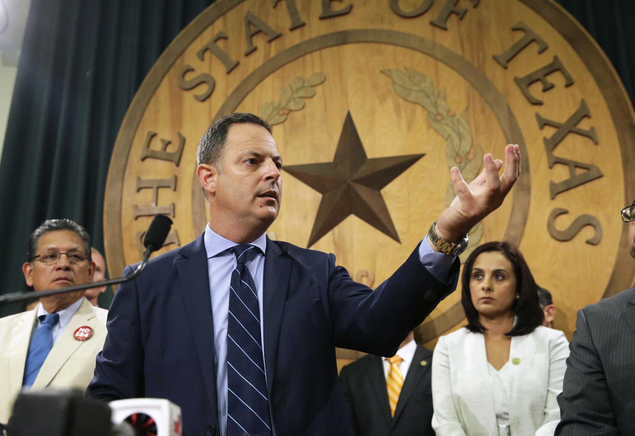 Republicans run roughshod over Democrats as special session convenes