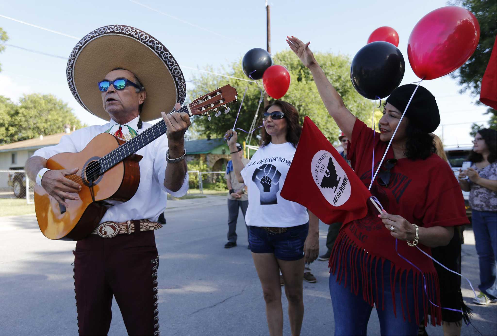 Civil rights leader Martinez gets bouyant send-off in ‘La Tripa’