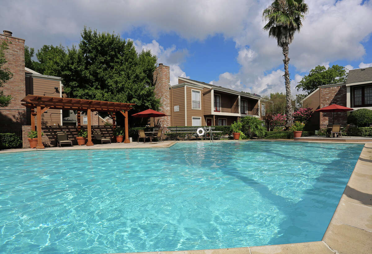Deal of the Week: Radco makes deal as multifamily market picks up