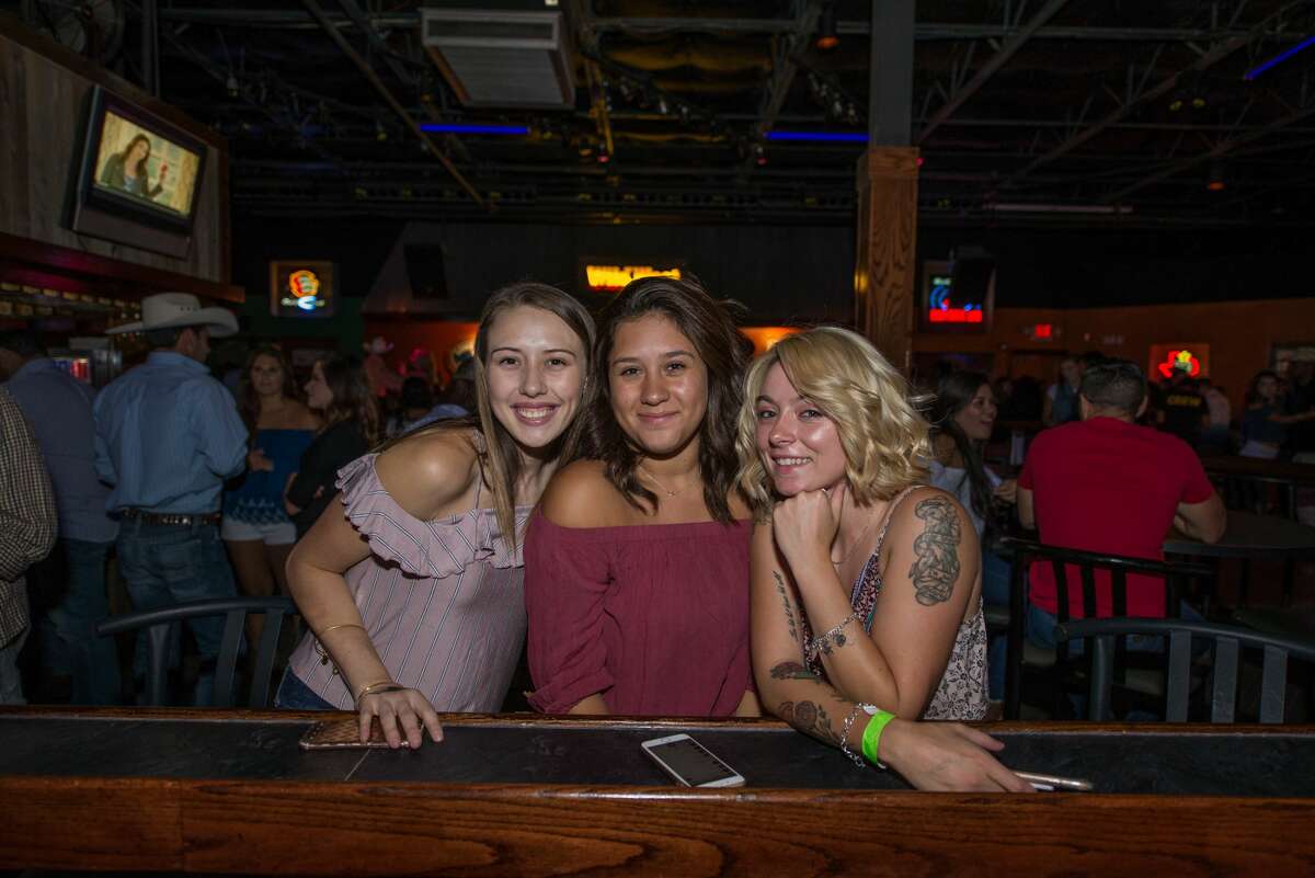 Photos: Daisy Dukes contest lights up San Antonio's Thursday night at ...
