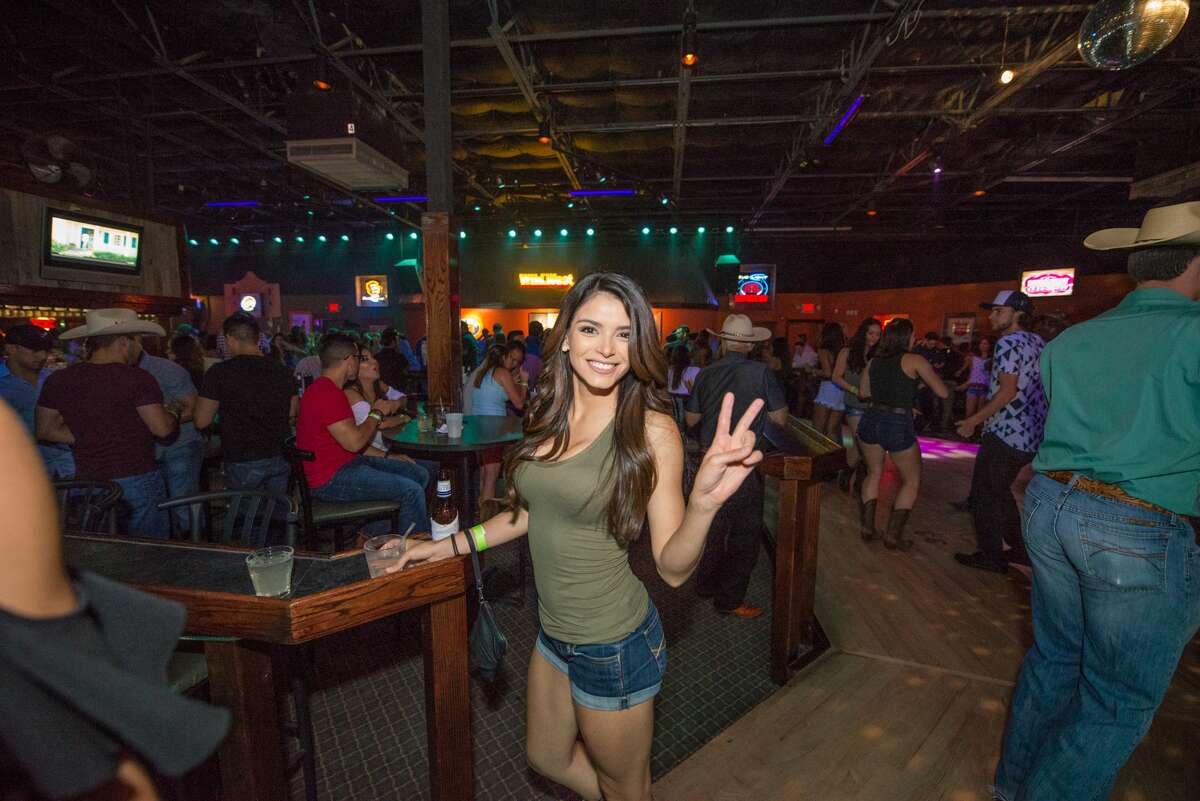 Photos: Daisy Dukes contest lights up San Antonio's Thursday night at ...