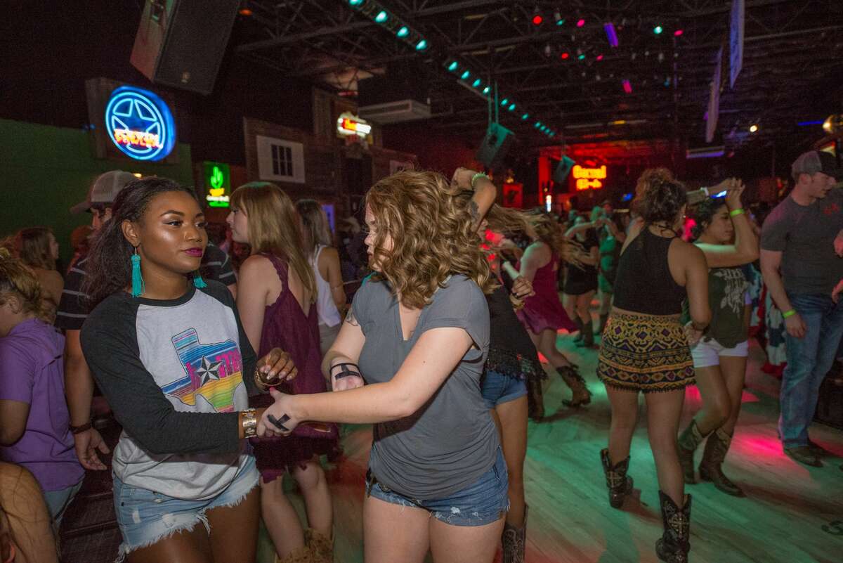 Photos: Daisy Dukes contest lights up San Antonio's Thursday night at ...