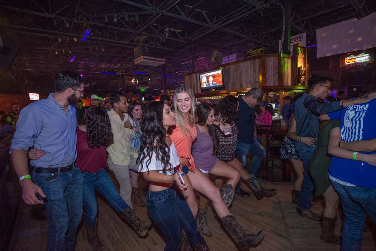 Photos: Daisy Dukes contest lights up San Antonio's Thursday night at ...
