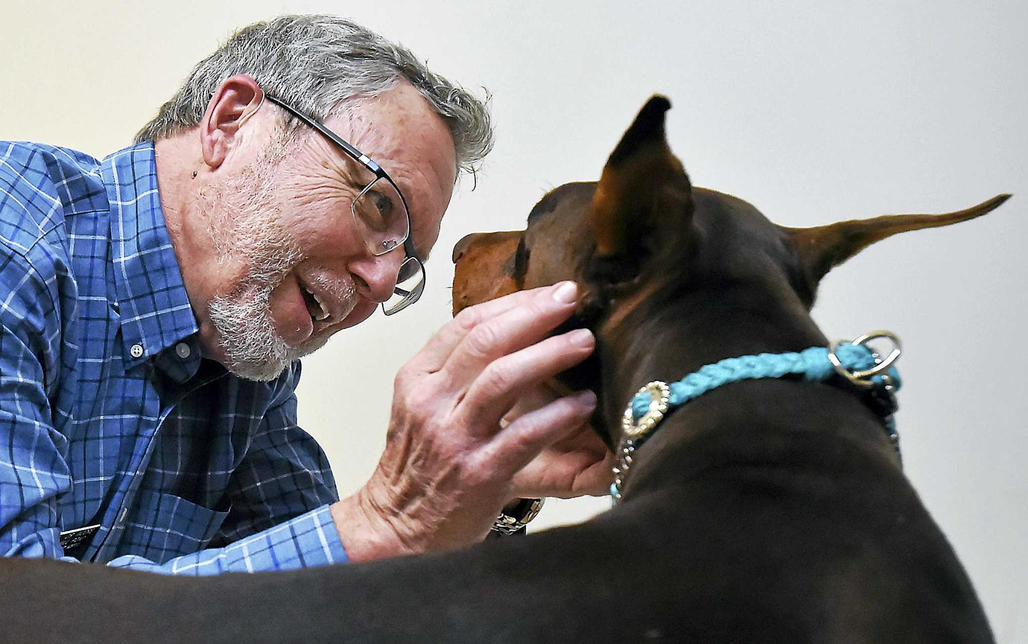 Retired Connecticut veterinarian back in the game with acupuncture ...