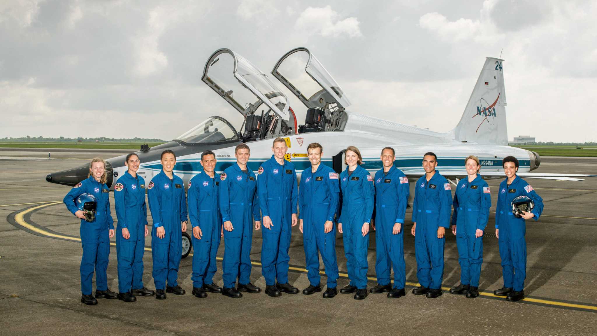 NASA picks 12 new astronauts from crush of applicants