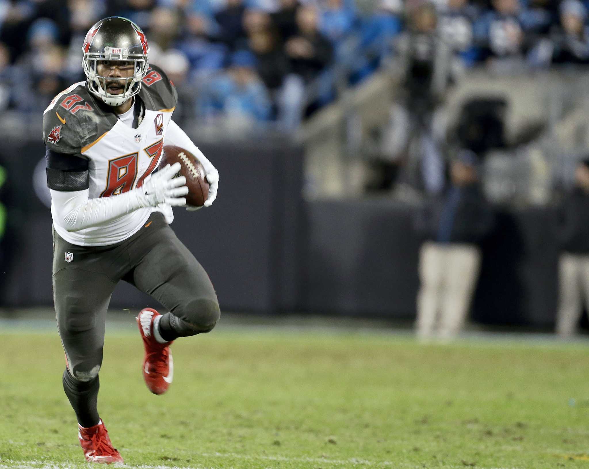 Jets add tight end Austin Seferian-Jenkins after DUI arrest, release by ...