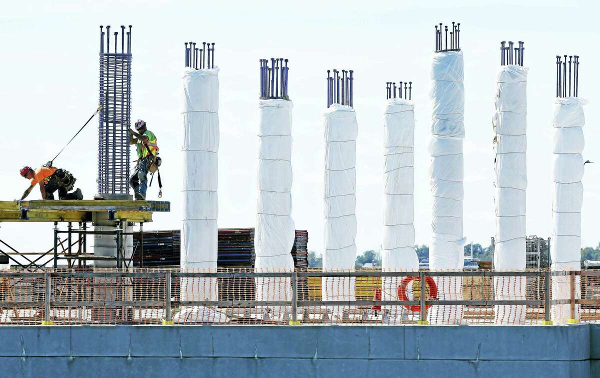 Construction of boathouse breathing life back into New Haven’s Long ...