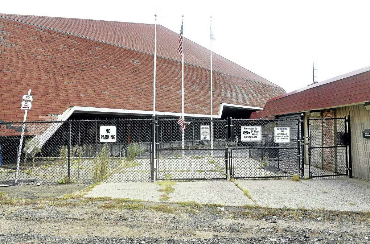 Randall Beach: Say it ain’t so: no skating this season at Ralph Walker Rink