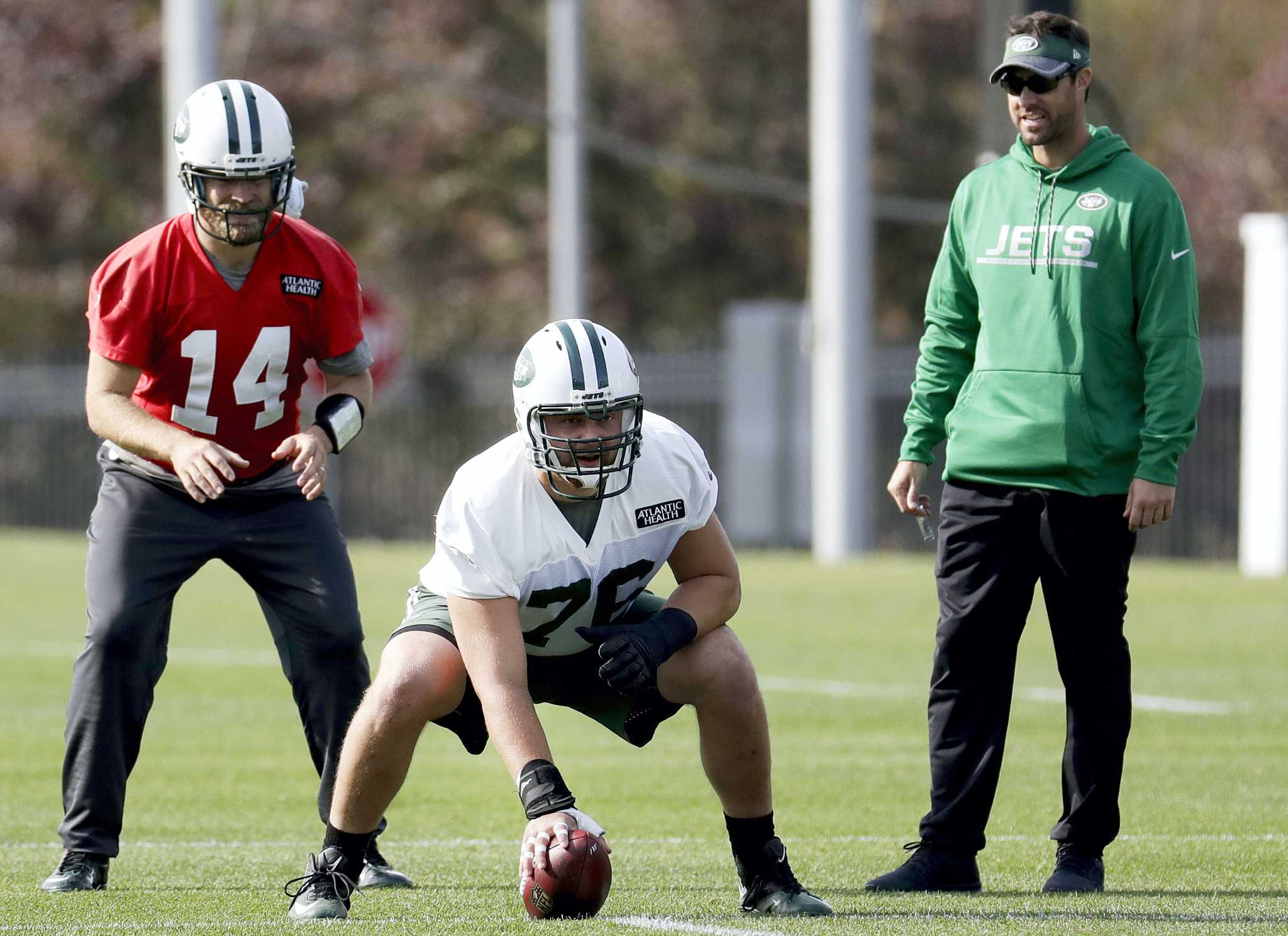 With Nick Mangold out, Wesley Johnson takes center stage for Jets