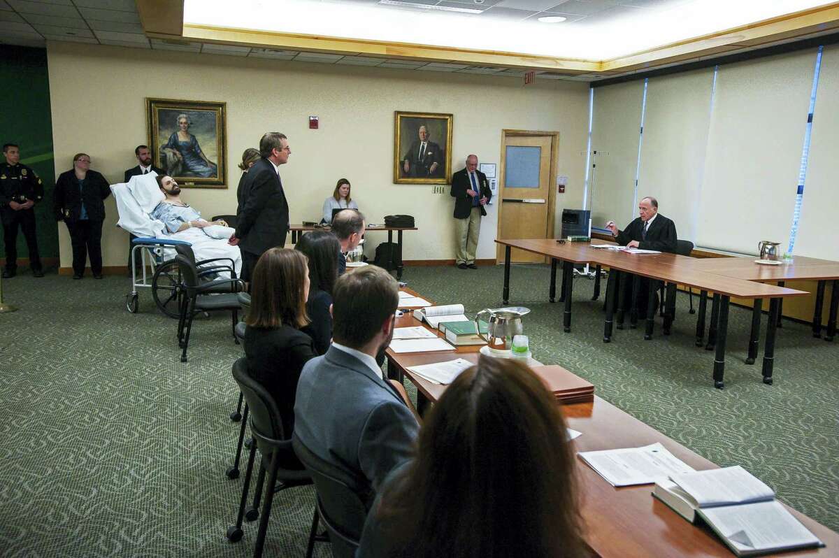 Man pleads not guilty in crash that killed 5 teens in Vermont