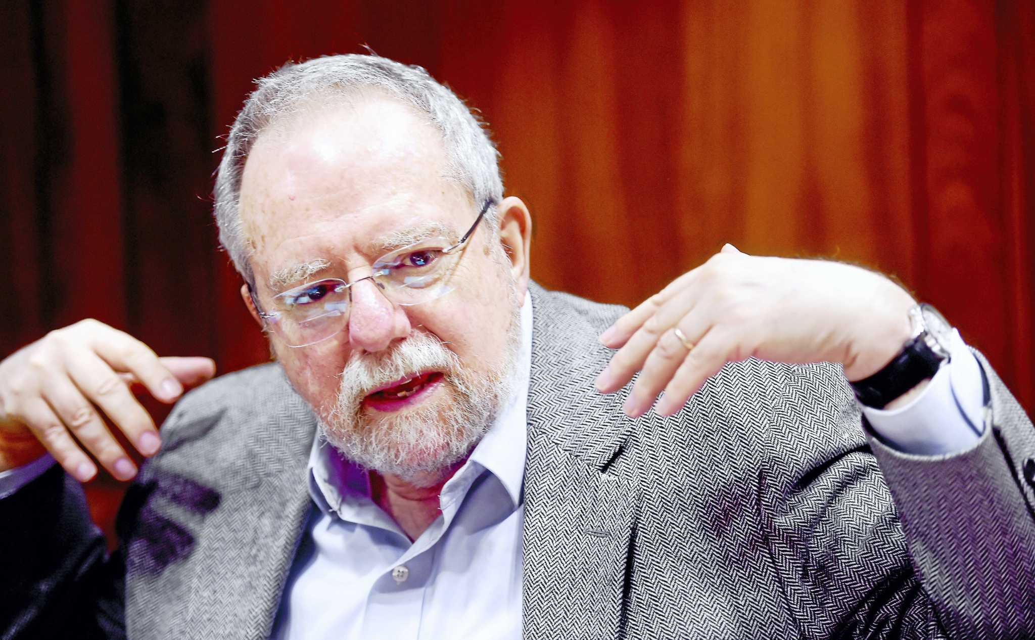 New Yorker writer Denby talks of kids ‘lit up’ by reading