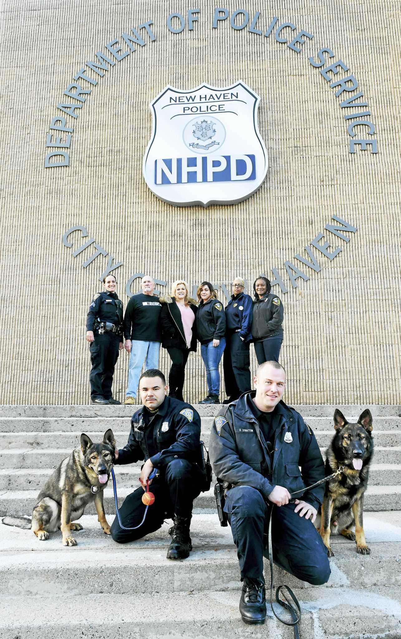 New Haven police dogs to get vests, thanks to help from some friends