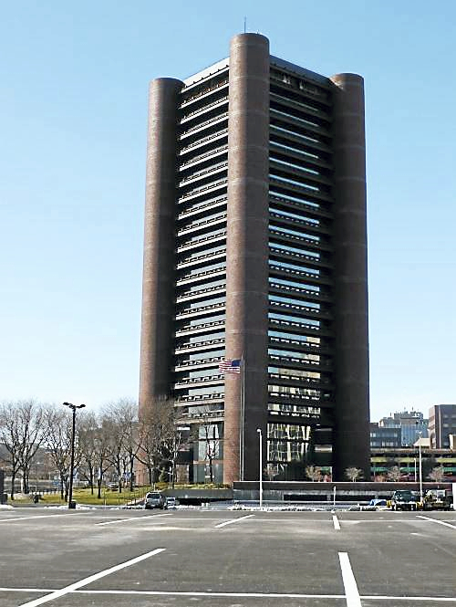 Duo Dickinson: New Haven Knights of Columbus building — an icon reclad