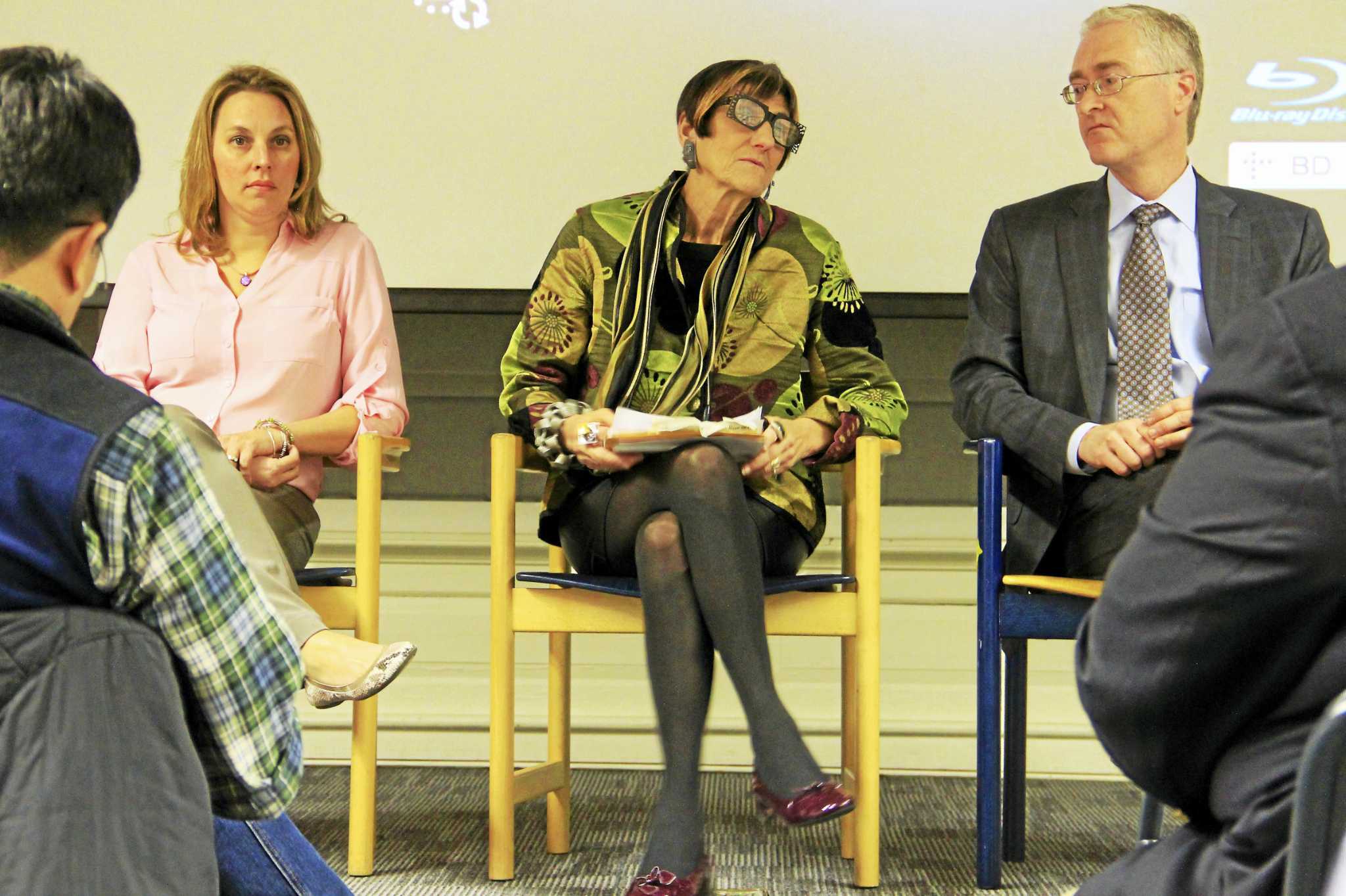 DeLauro holds New Haven discussion, film screening on opioid crisis