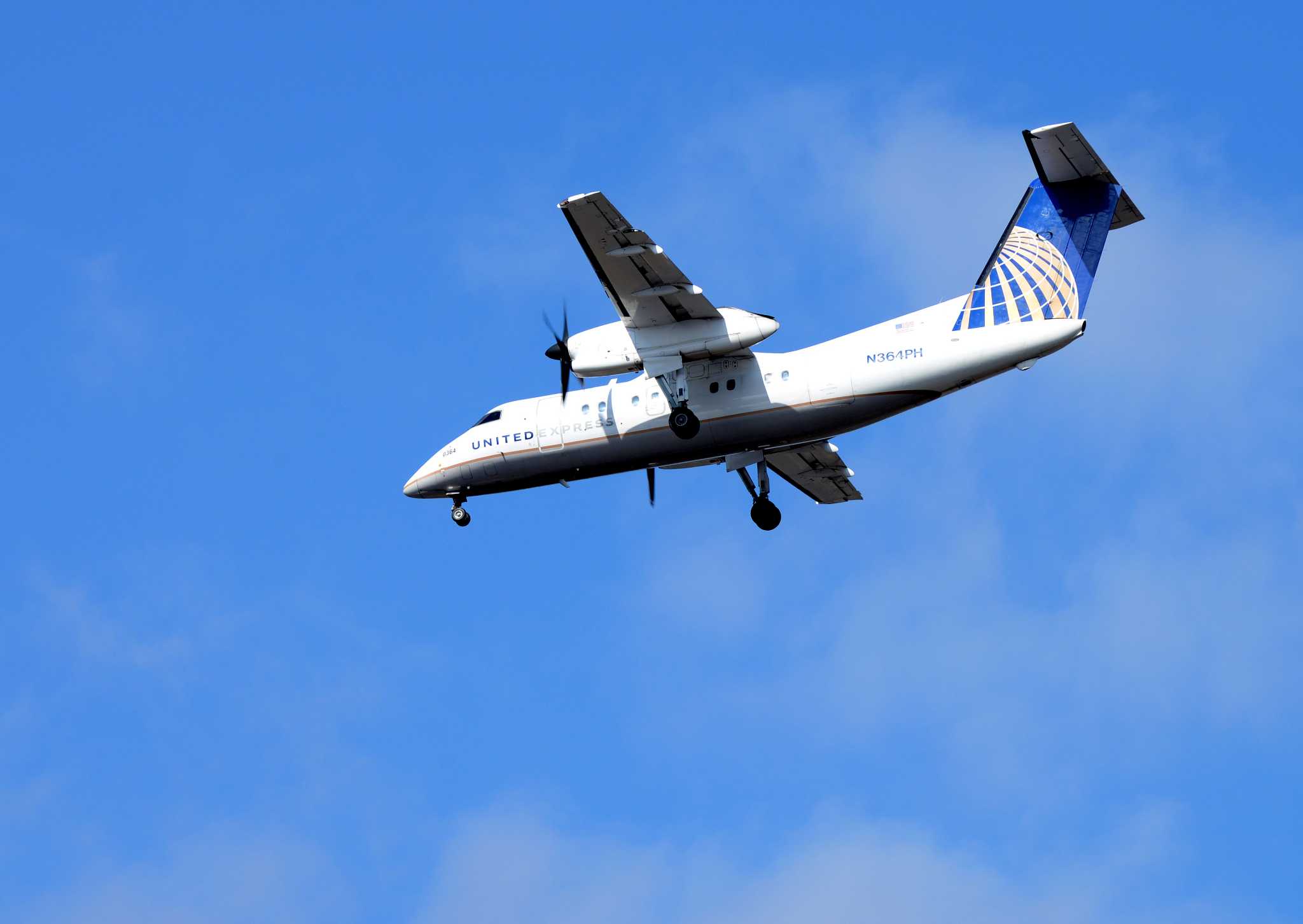 Commutair moves to triple size and end use of turboprops