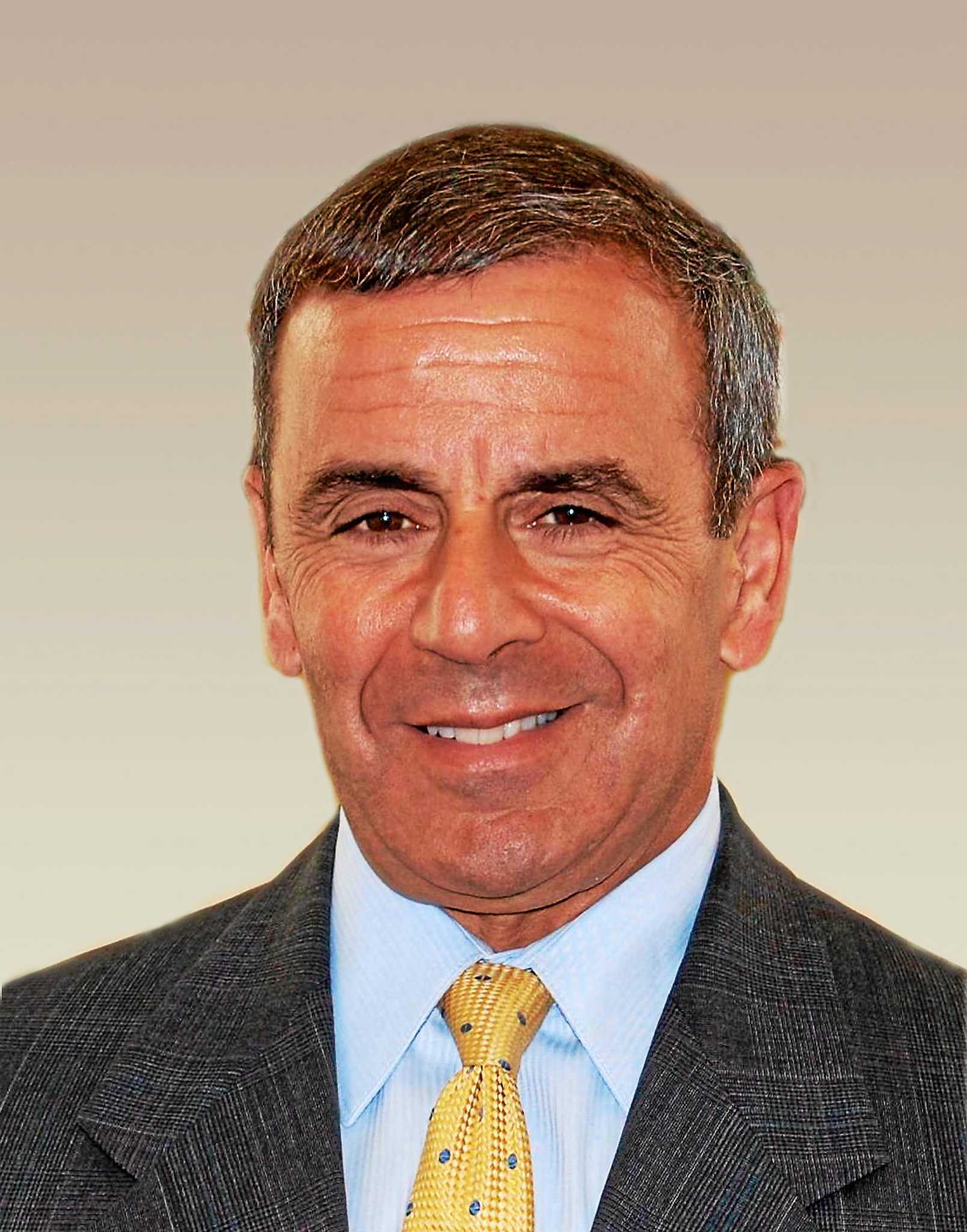 Freda seeks 2 more years as first selectman of North Haven