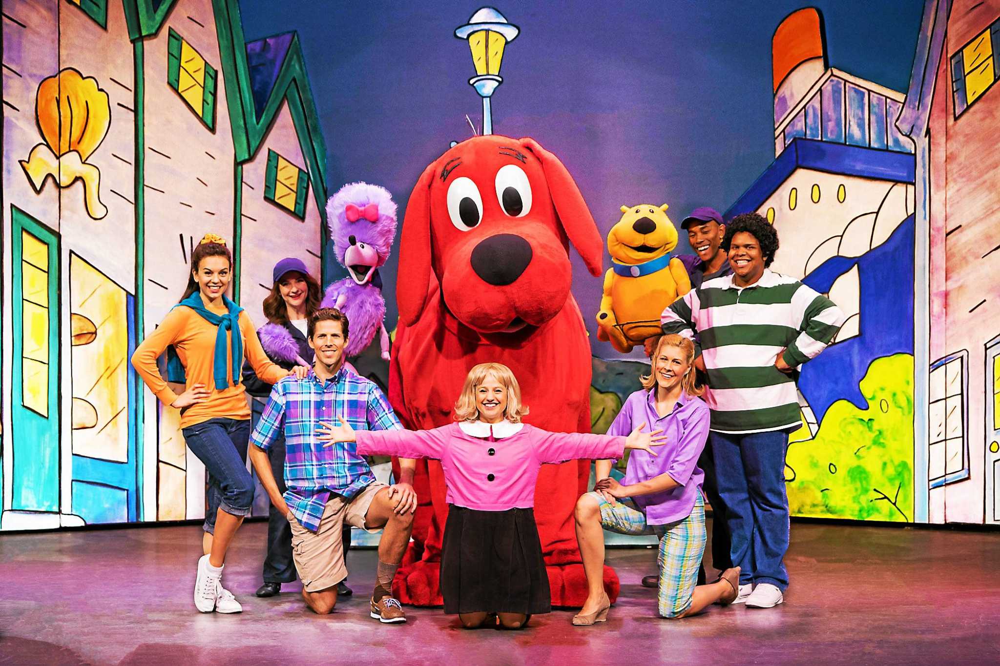 Clifford the Big Red Dog takes Shubert Theatre stage Saturday in New Haven