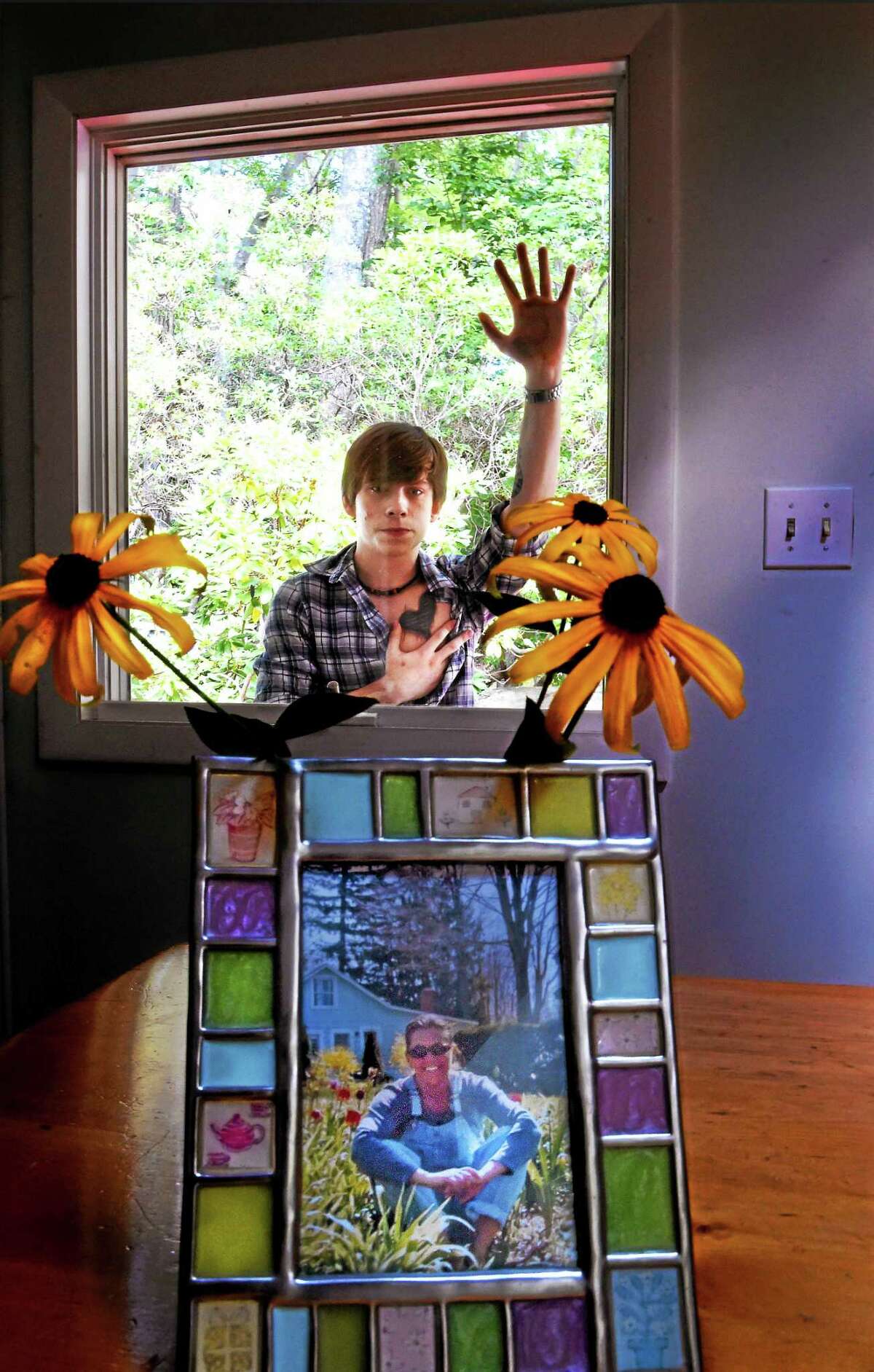 Accused man’s words spur Rob Hardy’s defense of late mom in Clinton