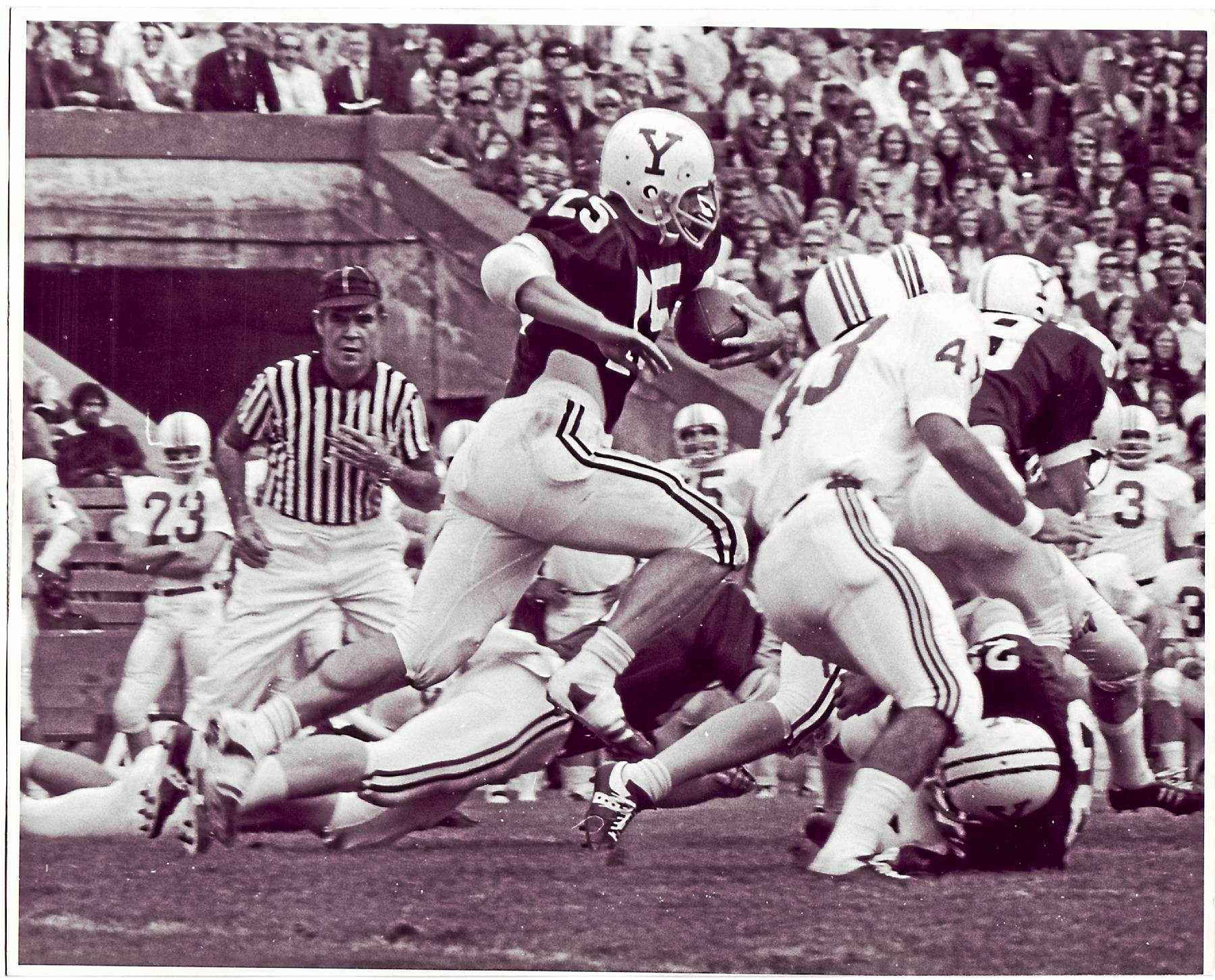 Yale legend Dick Jauron enters College Football Hall of Fame