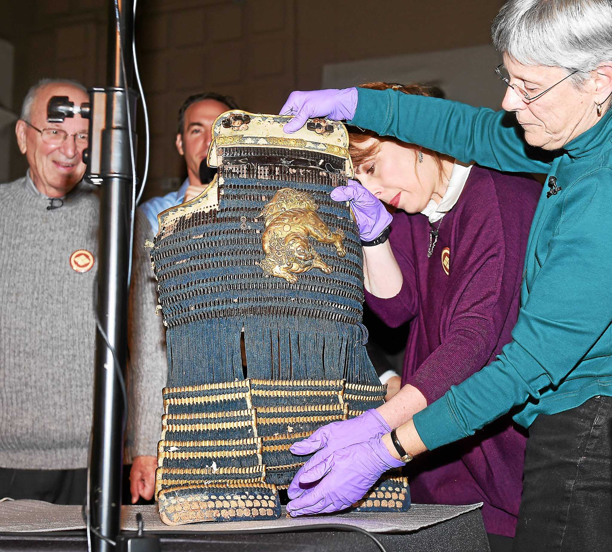 Contents of centuries old Samurai box revealed at New Haven’s Peabody ...
