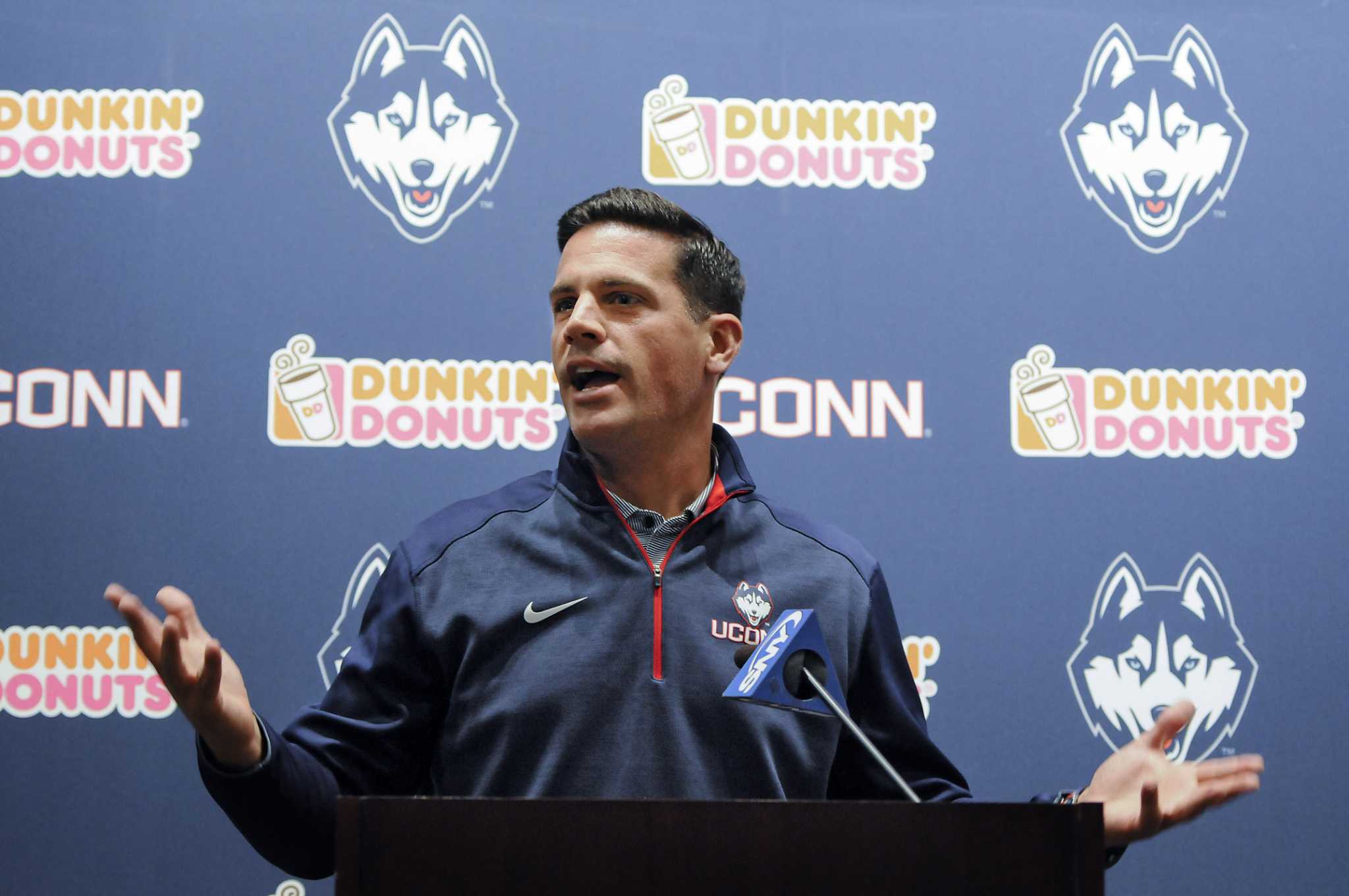 Sunday Gravy: UConn coach Bob Diaco better resolve Civil ConFLiCT