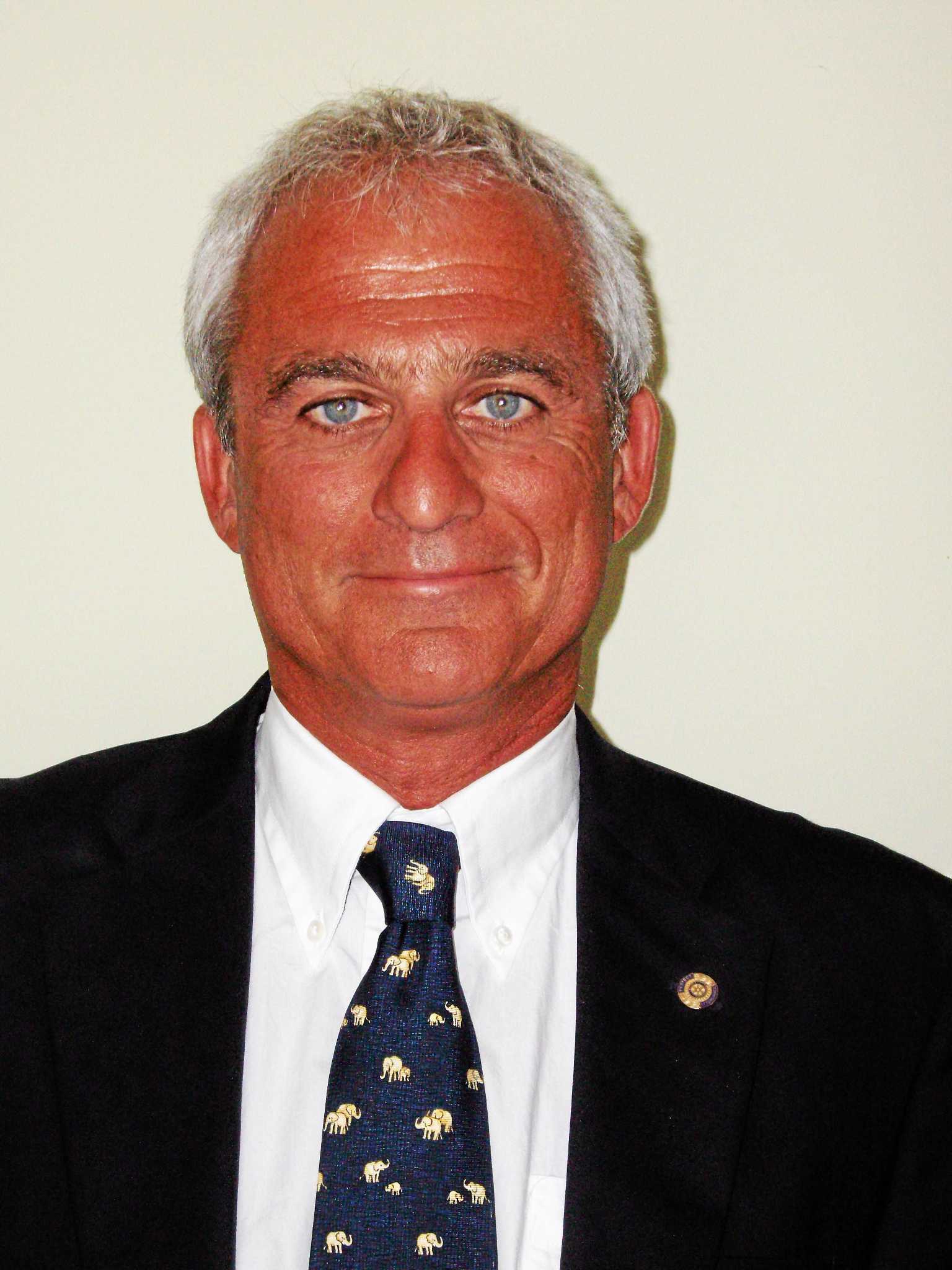 Republican Town Committee Chairman Tom Banisch to run for first selectman