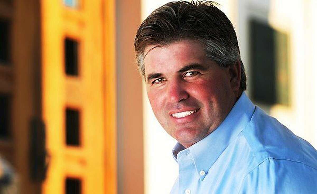 Branford’s first selectman to seek second term