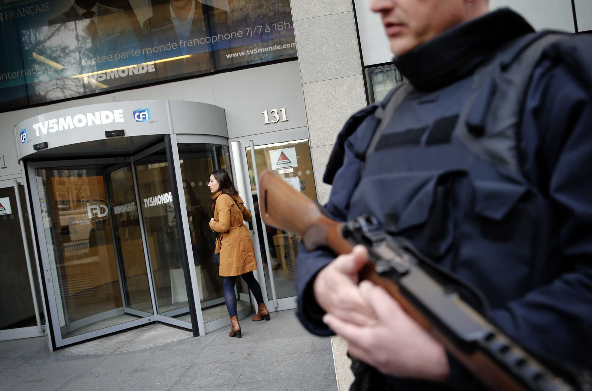 French network’s broadcasts hacked by group claiming IS ties