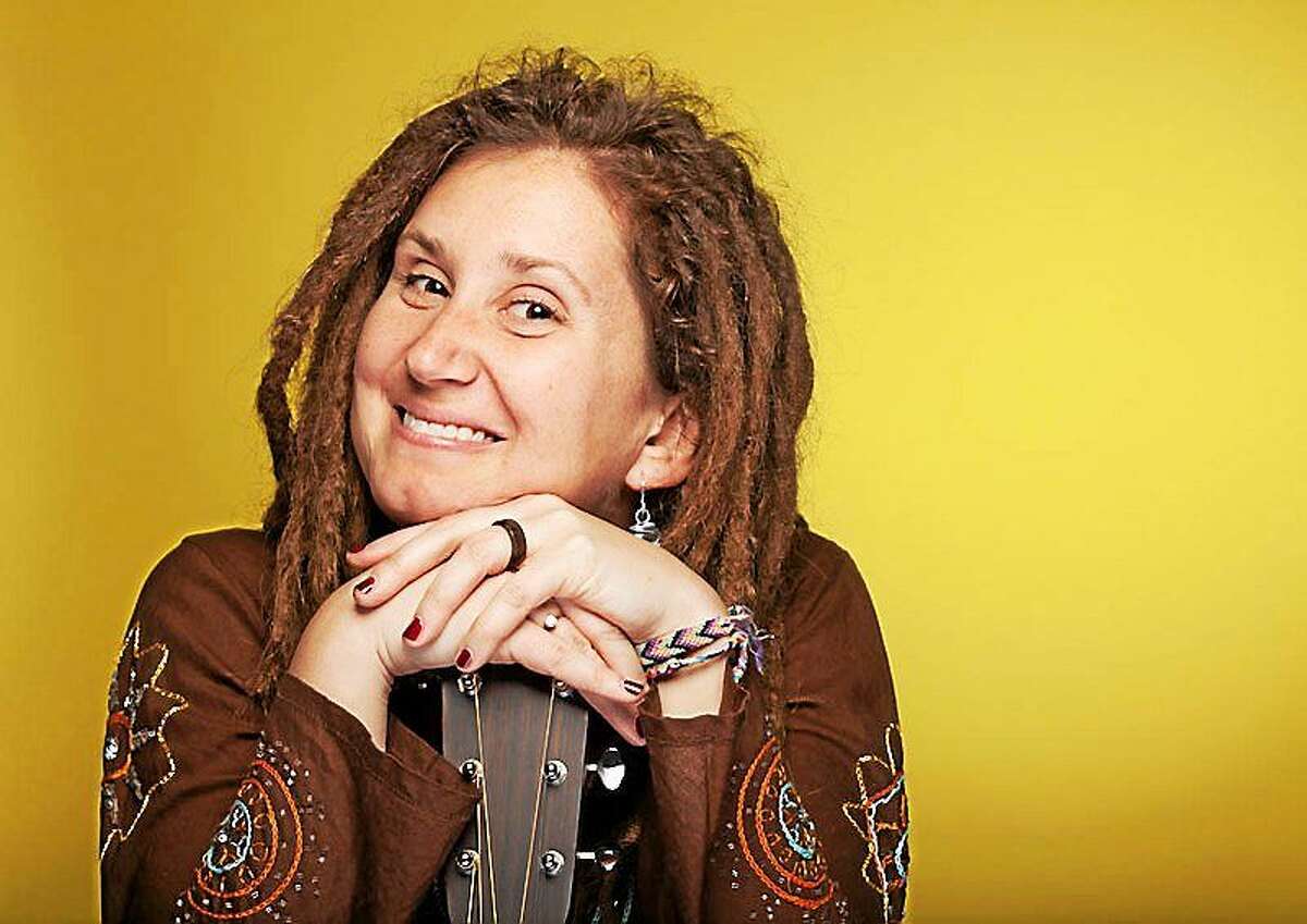 Kristen Graves and Lara Herscovitch open Folk Friday 2015