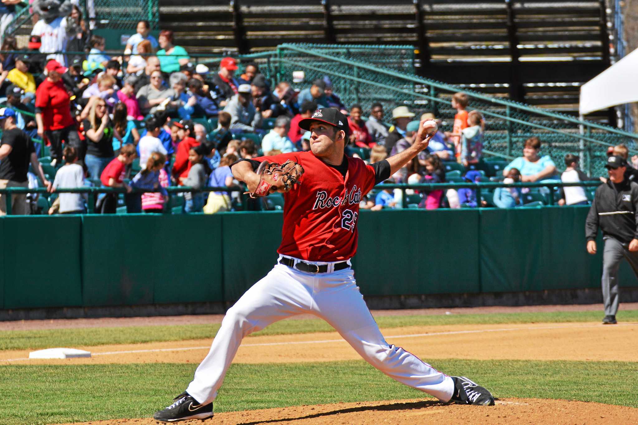 Naugatuck’s Pat Dean looking to get back on track with Rock Cats