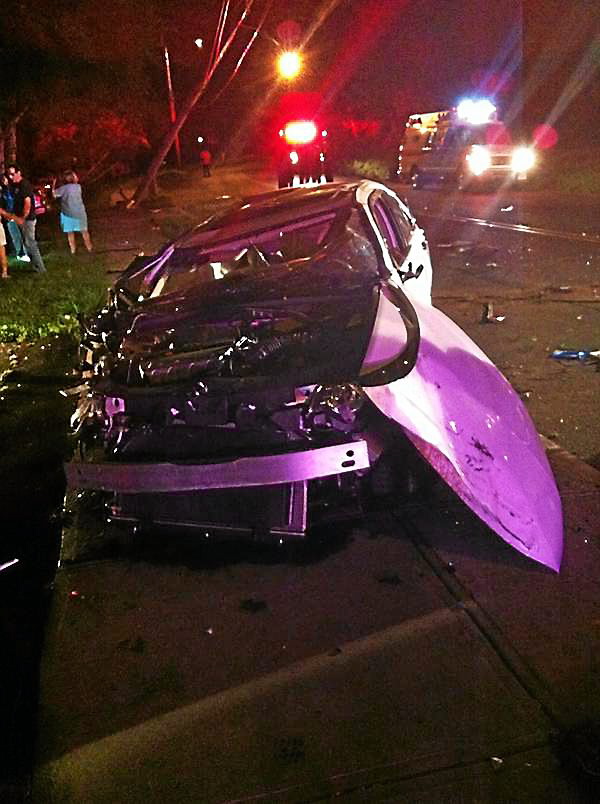 Update: Two seriously injured in Hamden crash, two cars fled scene