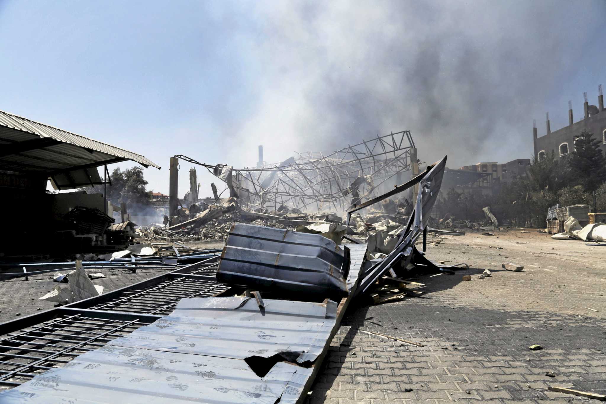 Israel hits symbols of Hamas rule; scores killed