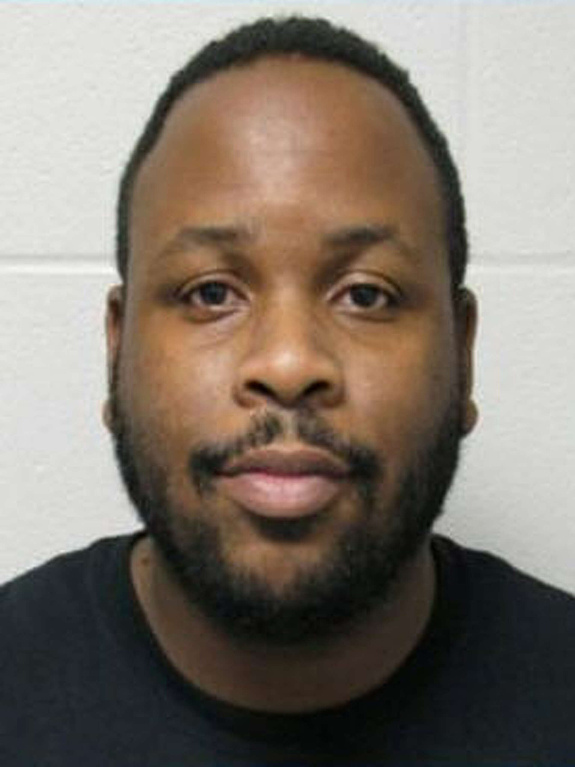 Former TX teacher gets probation for improper photography of teen