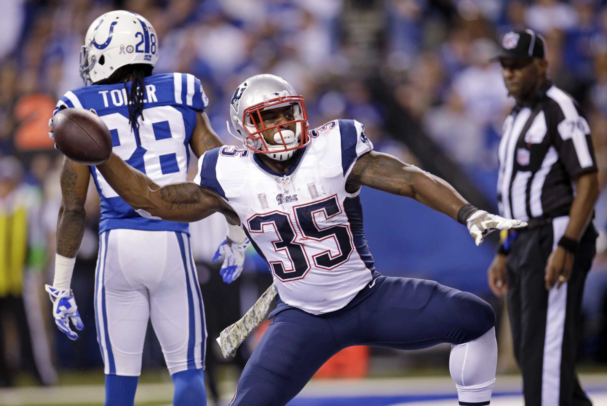 Jonas Gray on center stage in Patriots run game