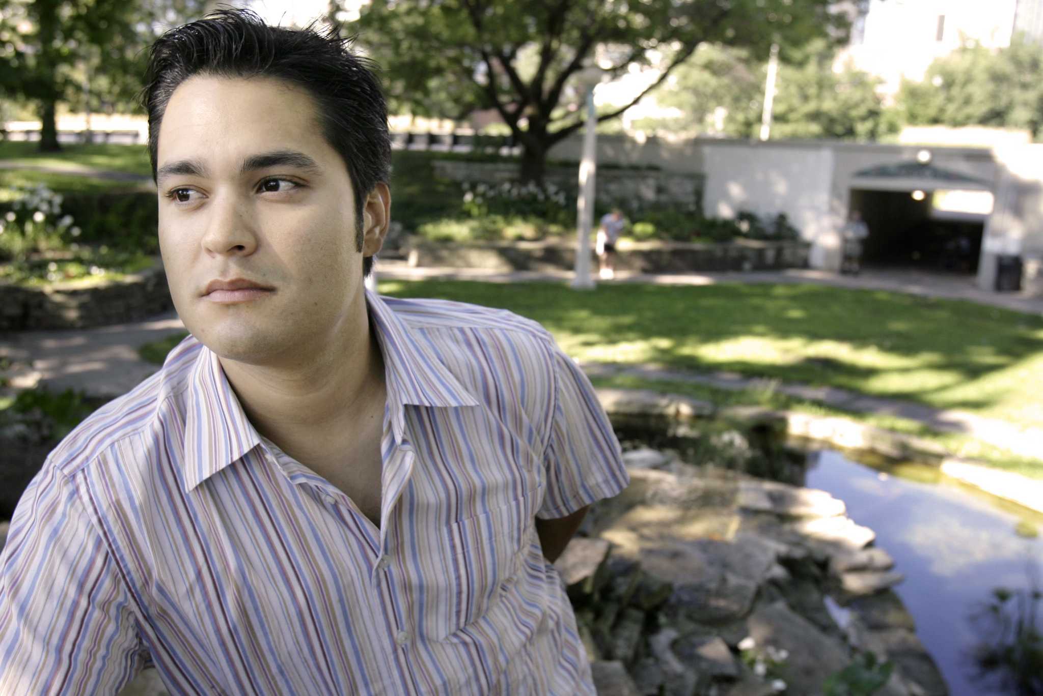Study suggests genetic link for male homosexuality