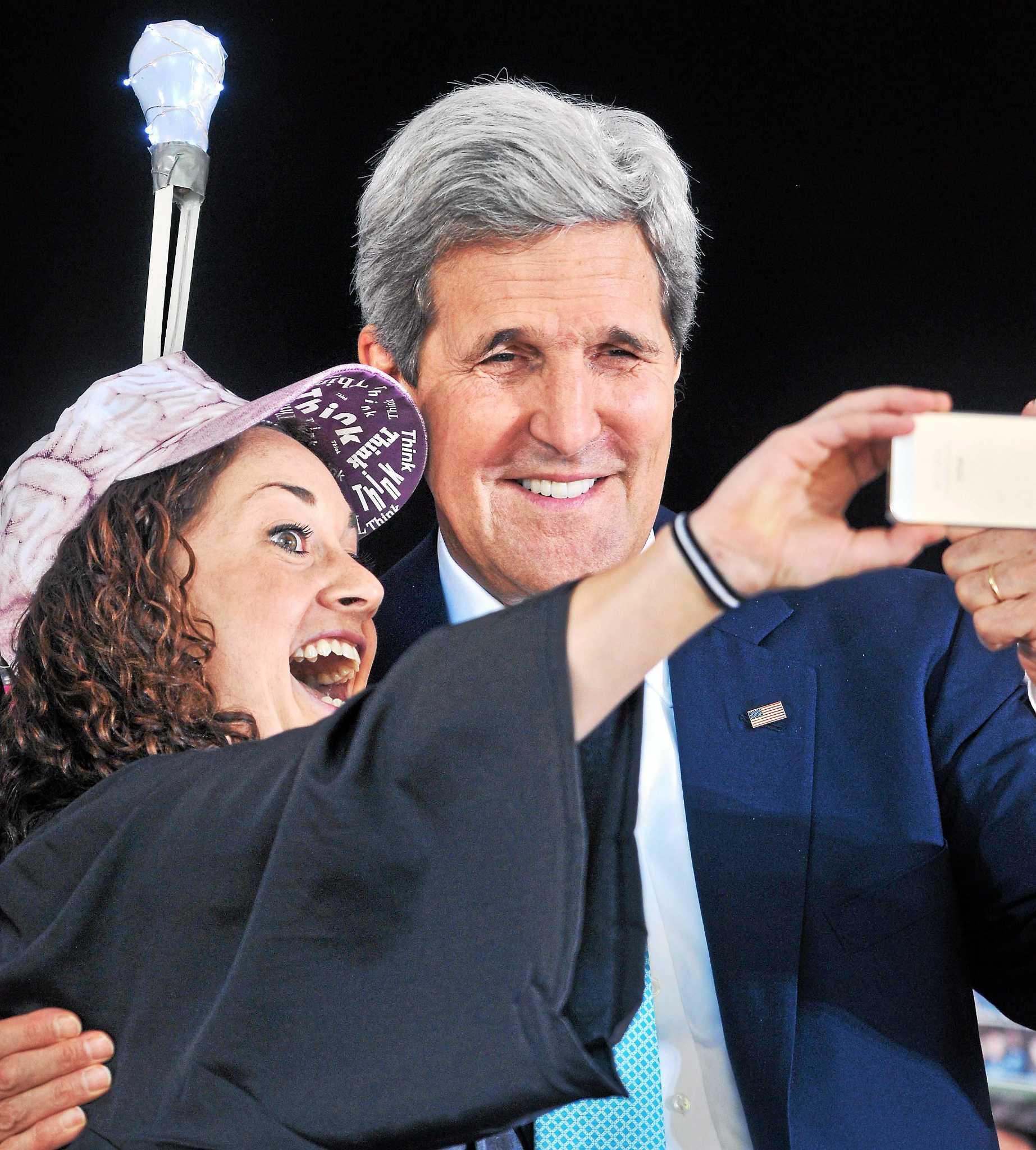 At Yale's Class Day, Kerry warns of an 'excess of isolation'