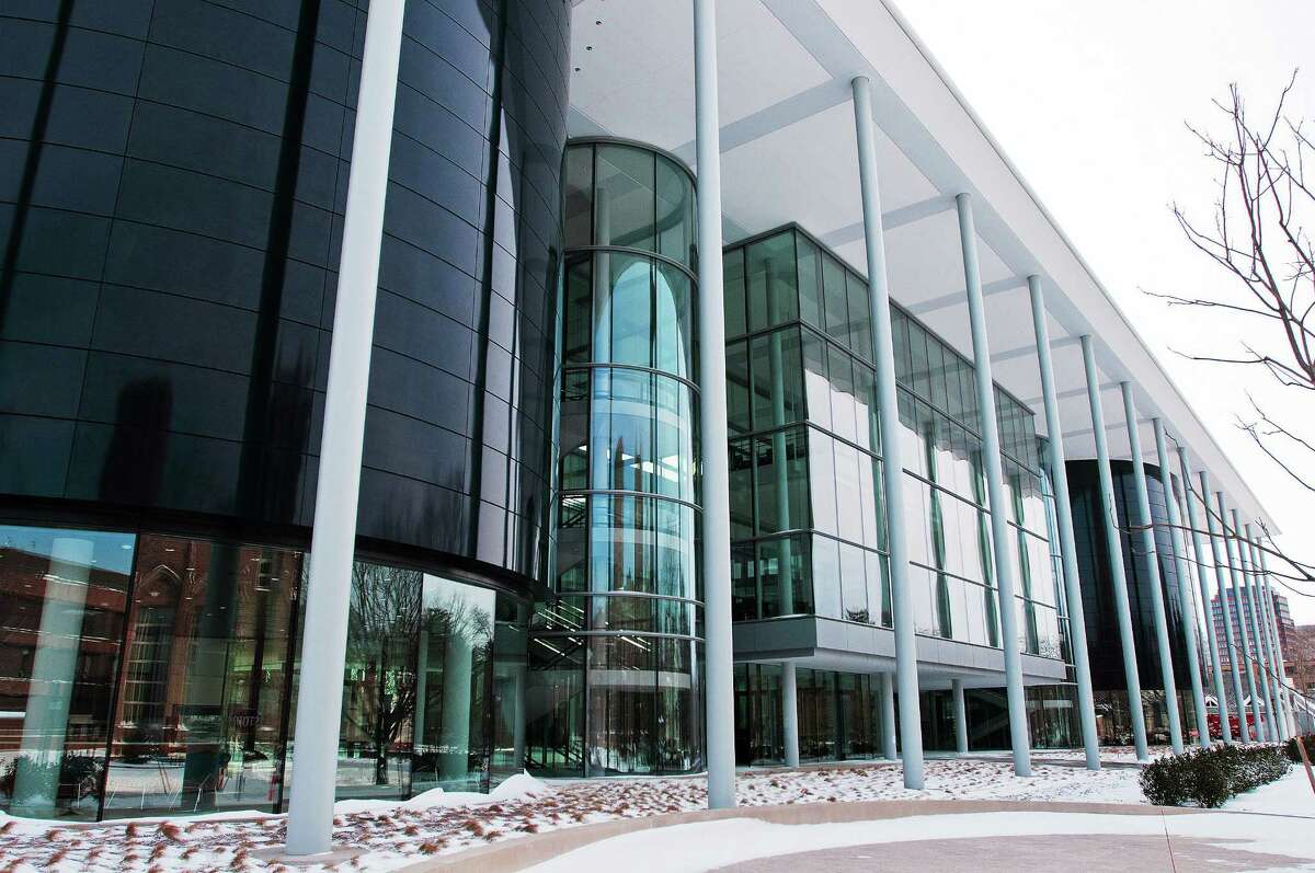 RANDALL BEACH: Is Yale’s new SOM building ‘sublime’ or an ‘airplane ...