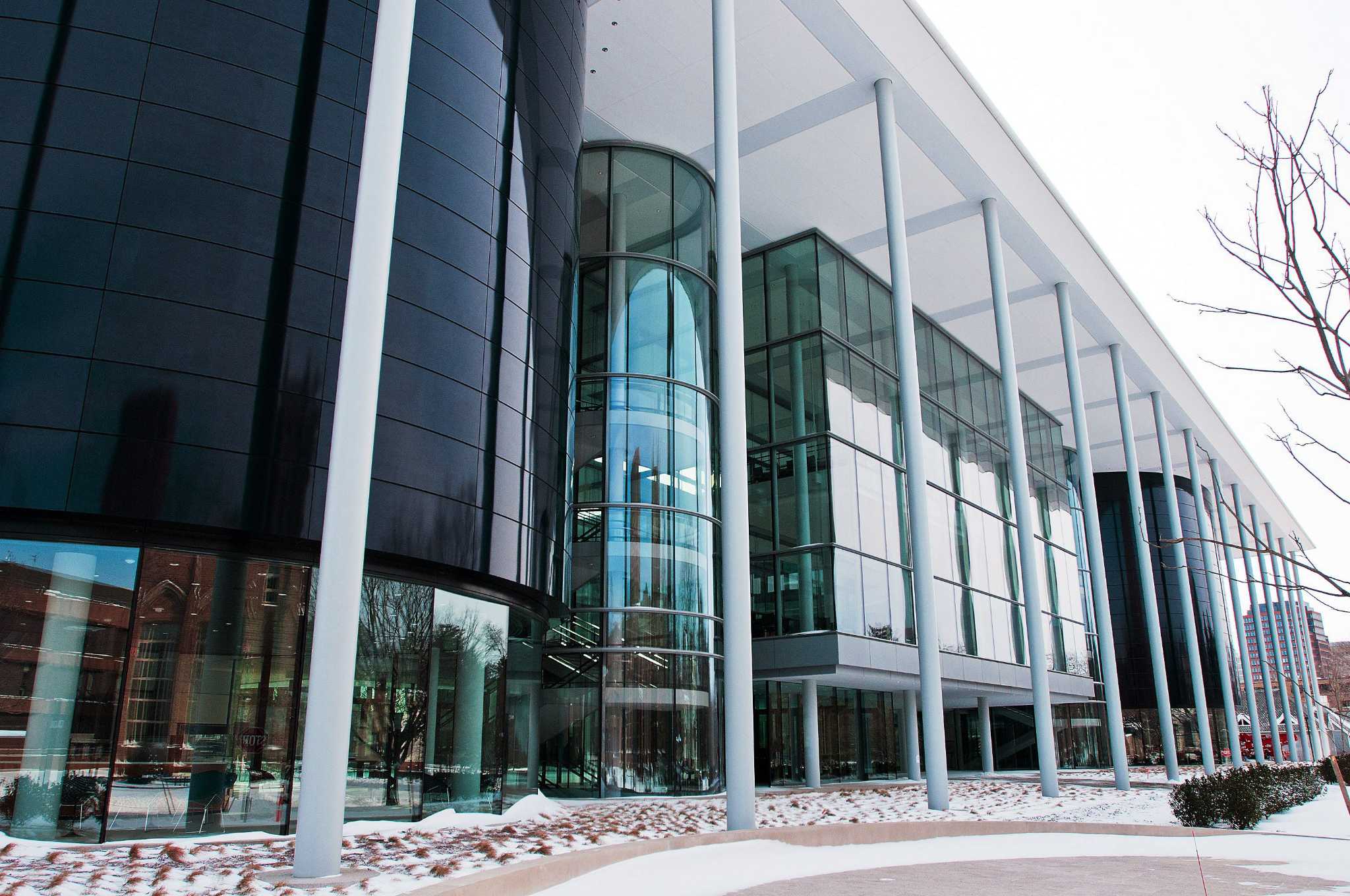 RANDALL BEACH: Is Yale’s new SOM building ‘sublime’ or an ‘airplane ...