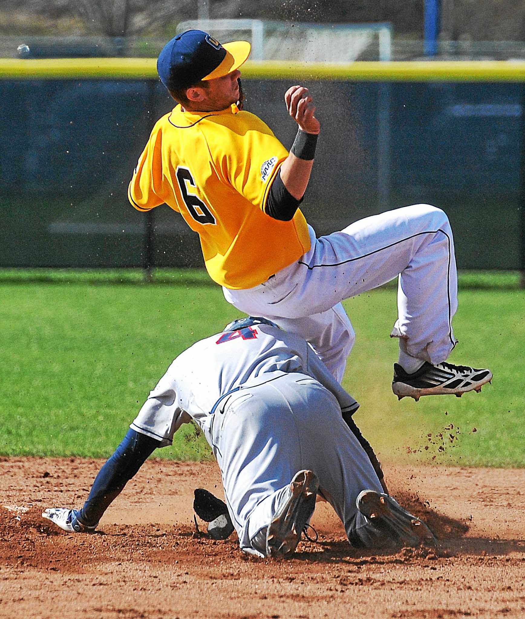 PHOTOS: UConn vs. Quinnipiac baseball