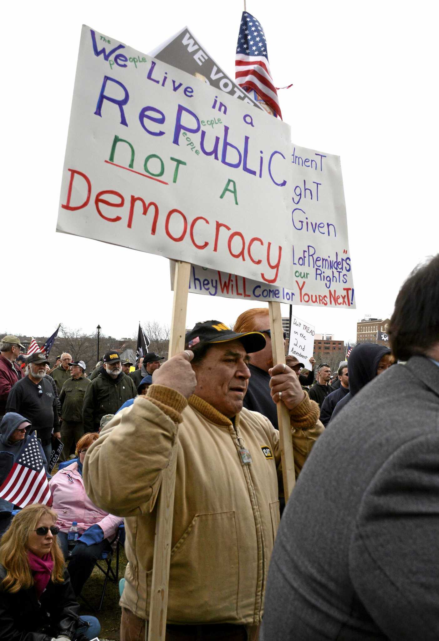 Appeals court to hear challenge to Connecticut gun laws Tuesday