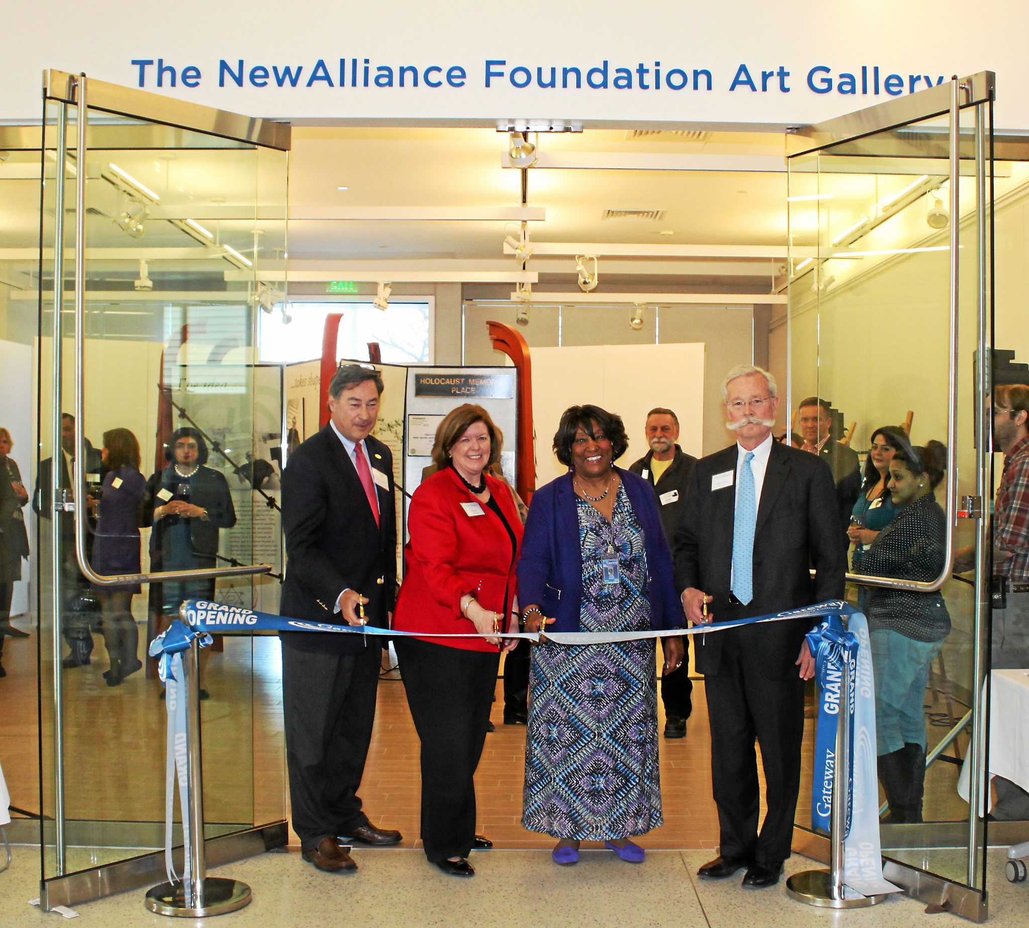 Gateway Community College opens new art gallery with Holocaust ...