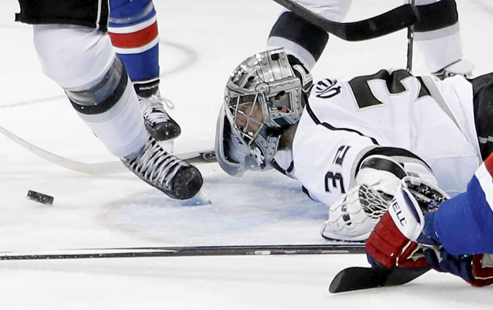 Jonathan Quick shuts out Rangers, puts Kings one win from Stanley Cup
