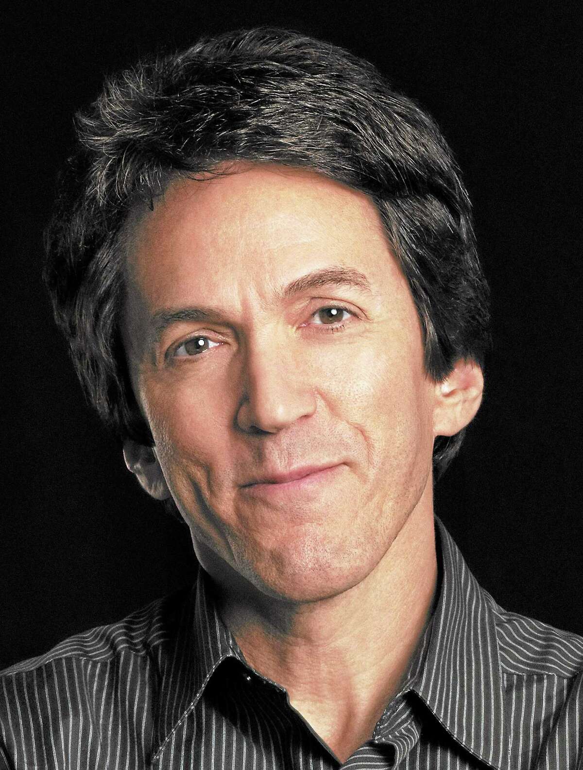 Mitch Albom to talk style, cynics and life after death at SCSU