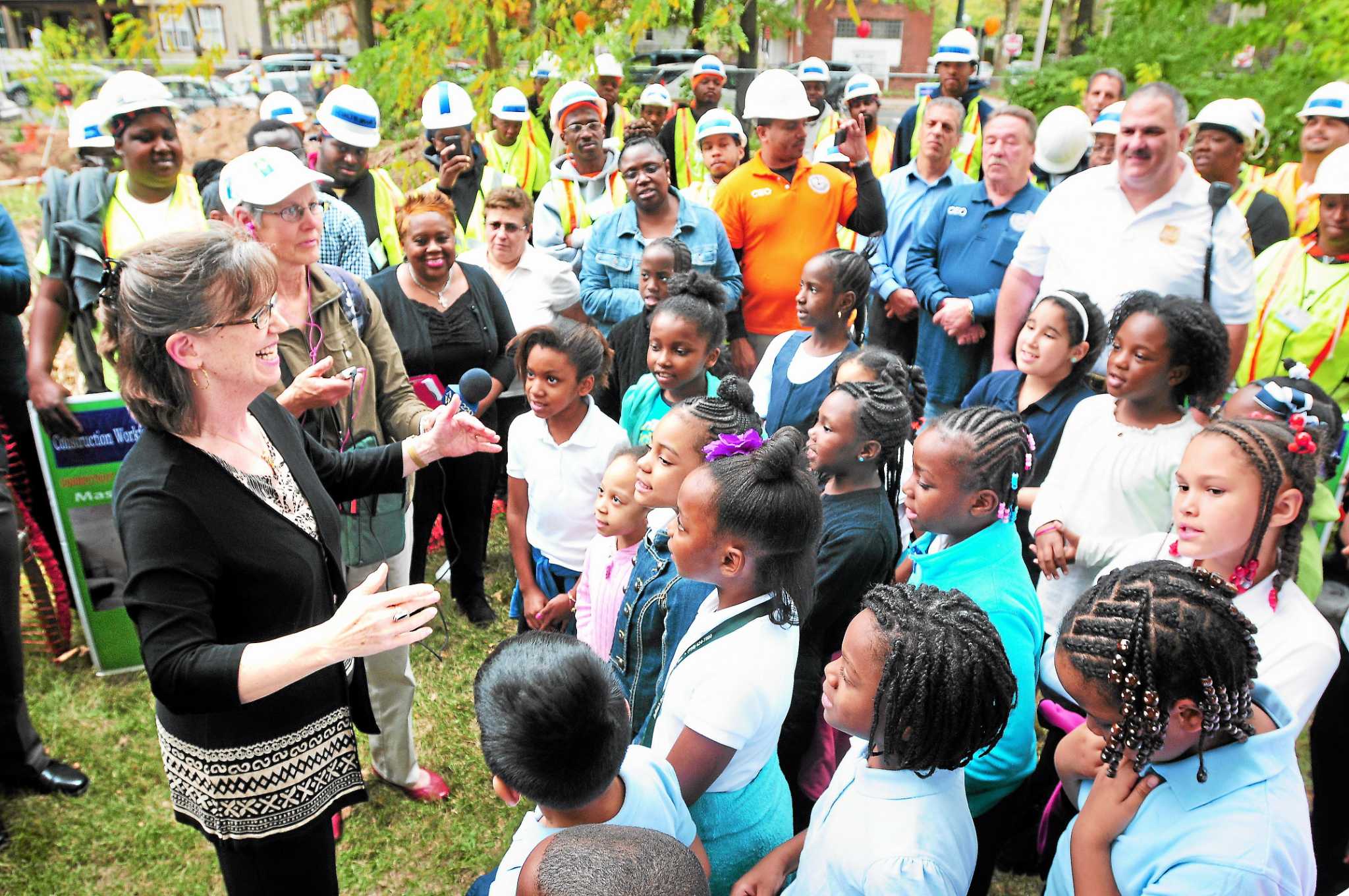 New Haven community garden getting a greenhouse