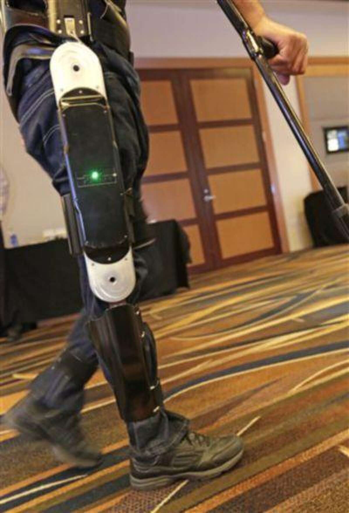Wearable device brings hope for spinal injury, stroke recovery